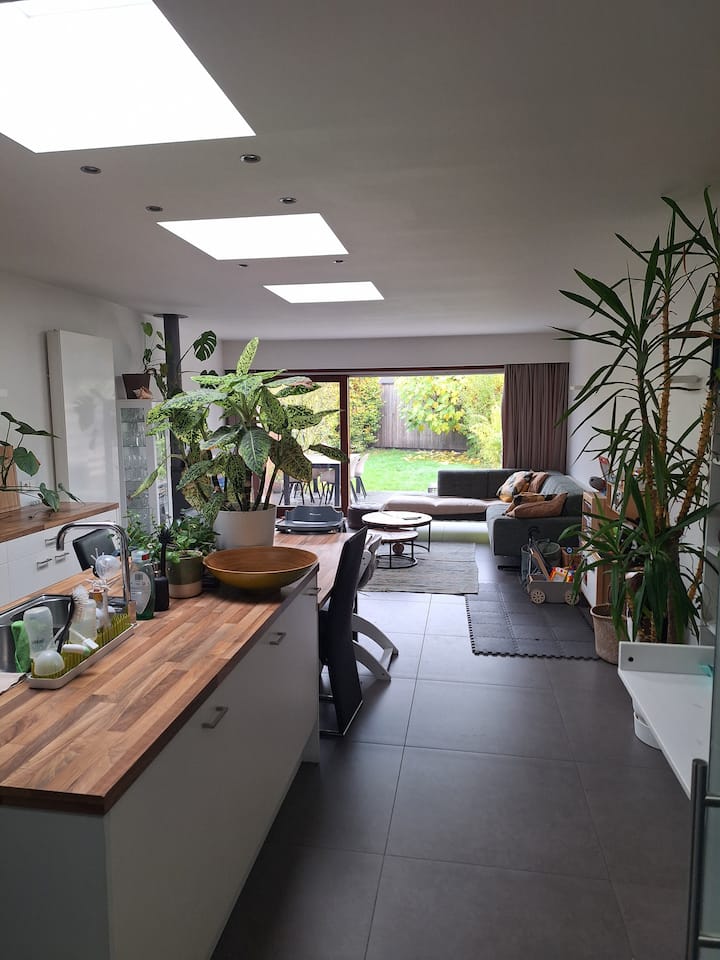 Mooie Woning Gelijkvloers - Zwijndrecht