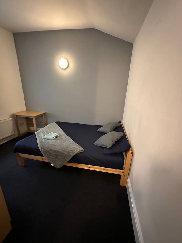 131 R2 Private Room - Free Parking And Wifi - Sheffield