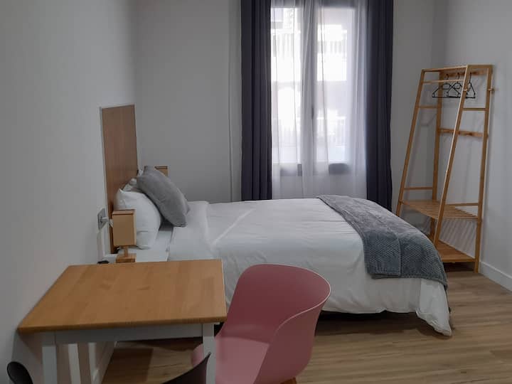 Estudio 33 - Orense