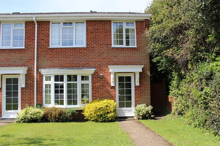 23 Windmill Cottage - Milford on Sea