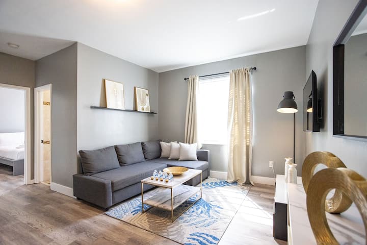 Cozy & Chic Suite 1 Bdr/1bth - South Beach, FL