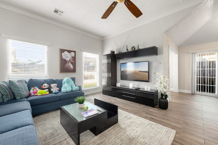 Family-friendly 3br/2ba Retreat Near Sugarland - Stafford, TX