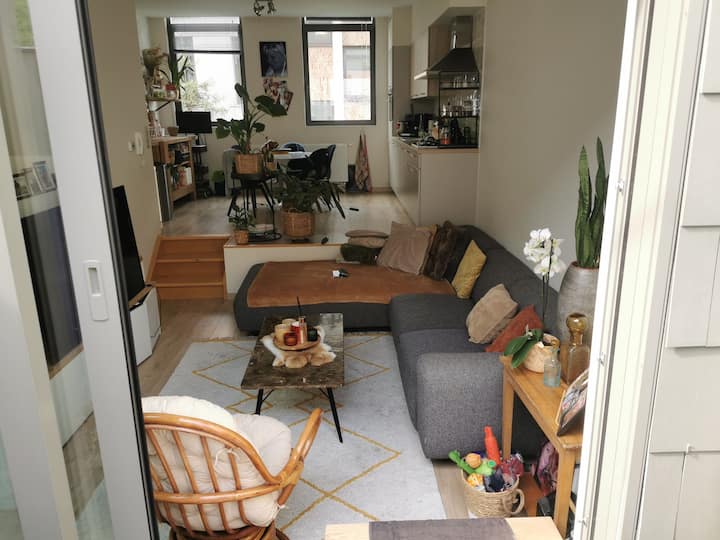 Cosy Townhouse: 2 Private Bedr, Private Bathr. - Antwerp