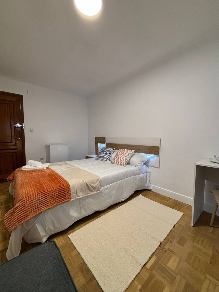 A1.habitación Grande Y Luminosa - Getafe