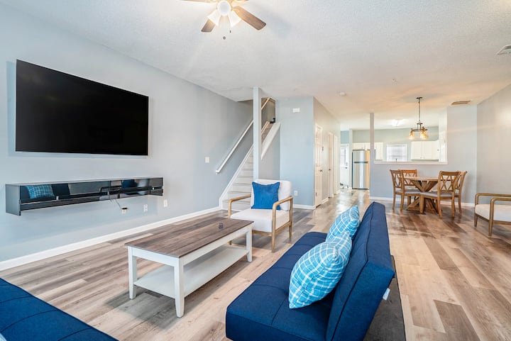 Cozy Townhouse In Conyers - Conyers, GA