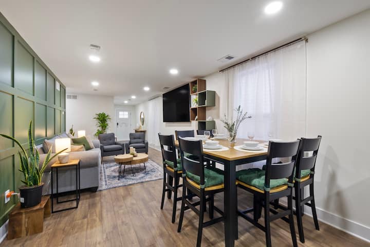 La Joya! (Duplex Lower Unit) - Detroit, MI