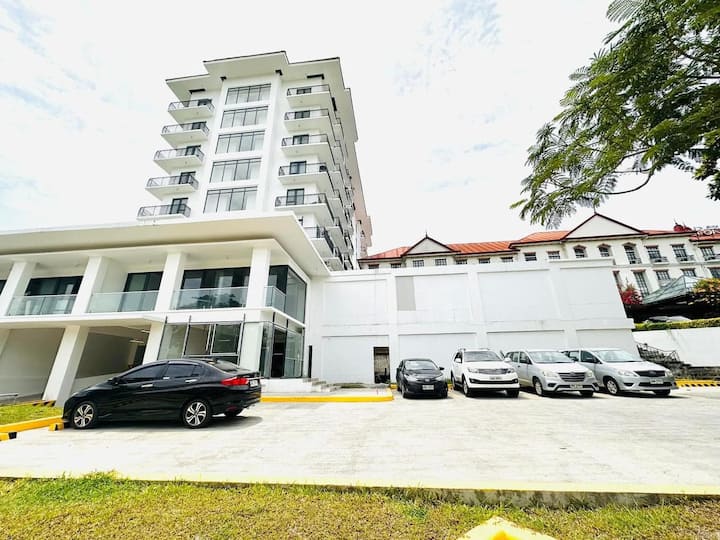 Pontefino Condominium Classy Opt 405 1br 42sqm - Batangas