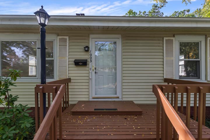 Aspen House On William St. [2] - Champaign, IL