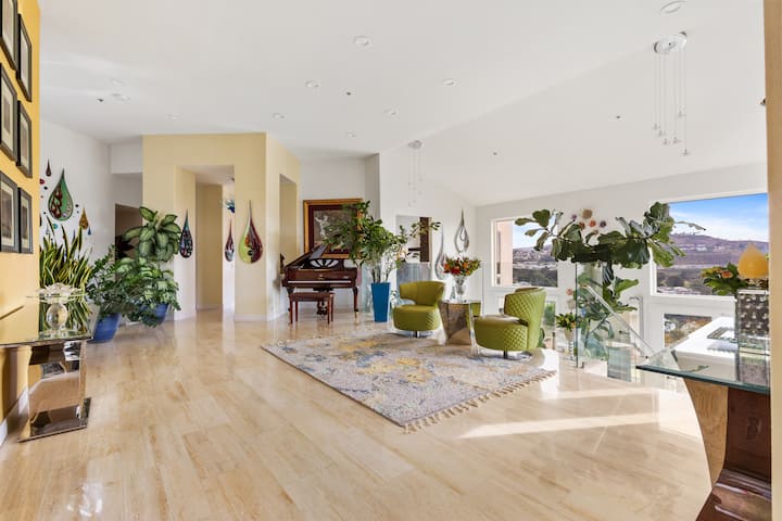 Glass House - San Clemente, CA
