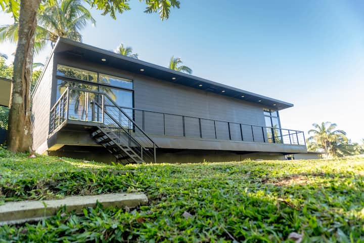 B House - Buko: Private W/ Pool For 12 - Amadeo