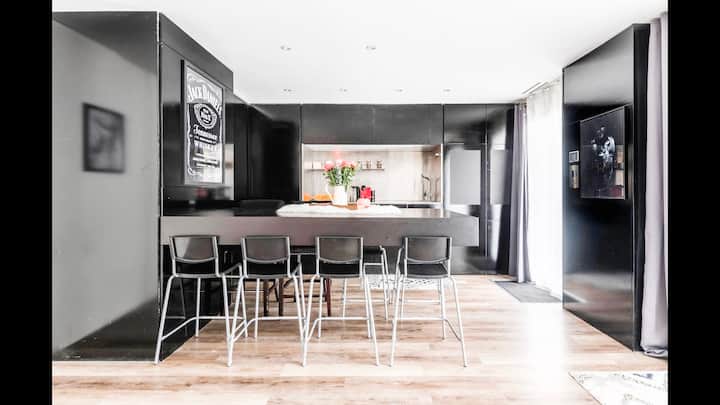 3bdr,3bth,3wc, Jacuzzi,courtyard - Paris