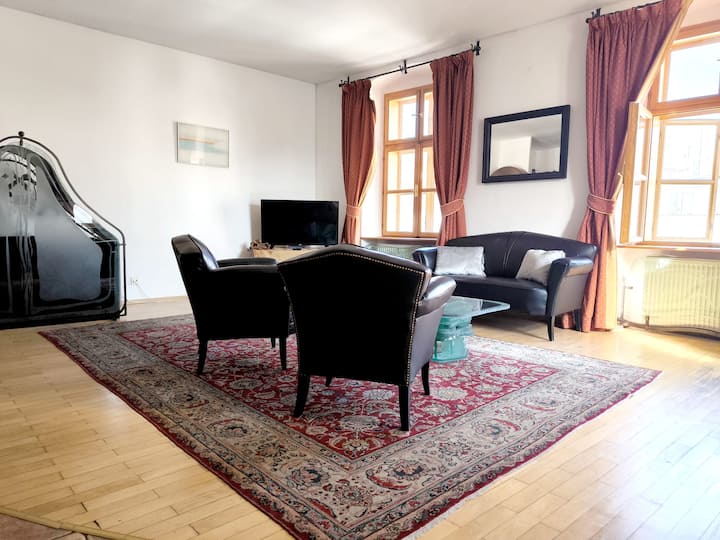 Get Comfy In The Heart Of Town - Bratislava