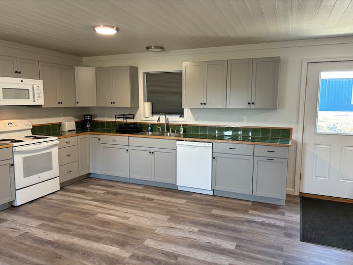 Cozy Hermon - Carmel, ME