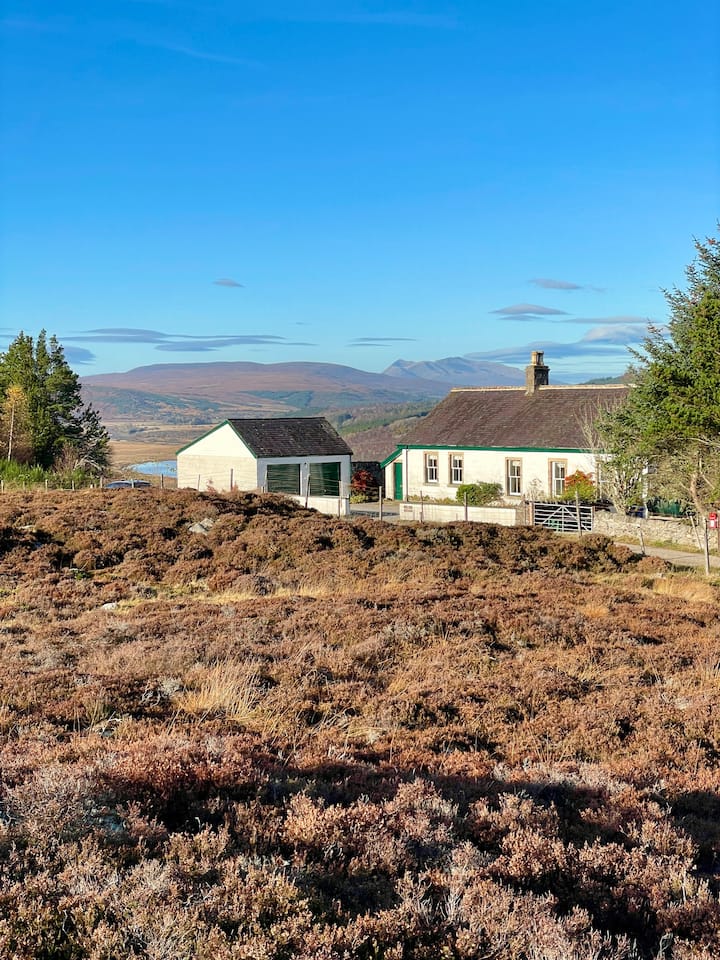The Old Schoolhouse - Lairg