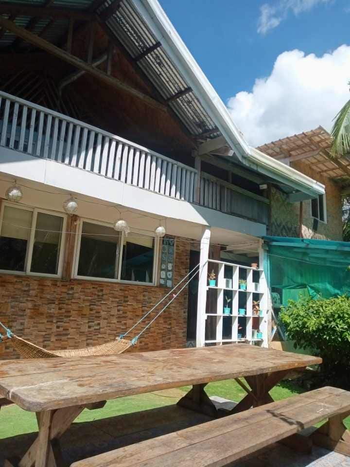 The Lakehouse Eco Home - Puerto Princesa