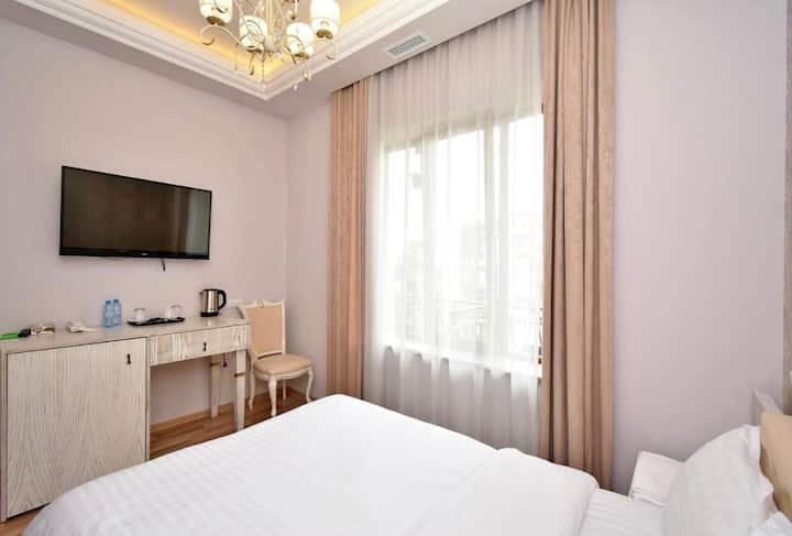 Economy Double Room - 耶烈萬