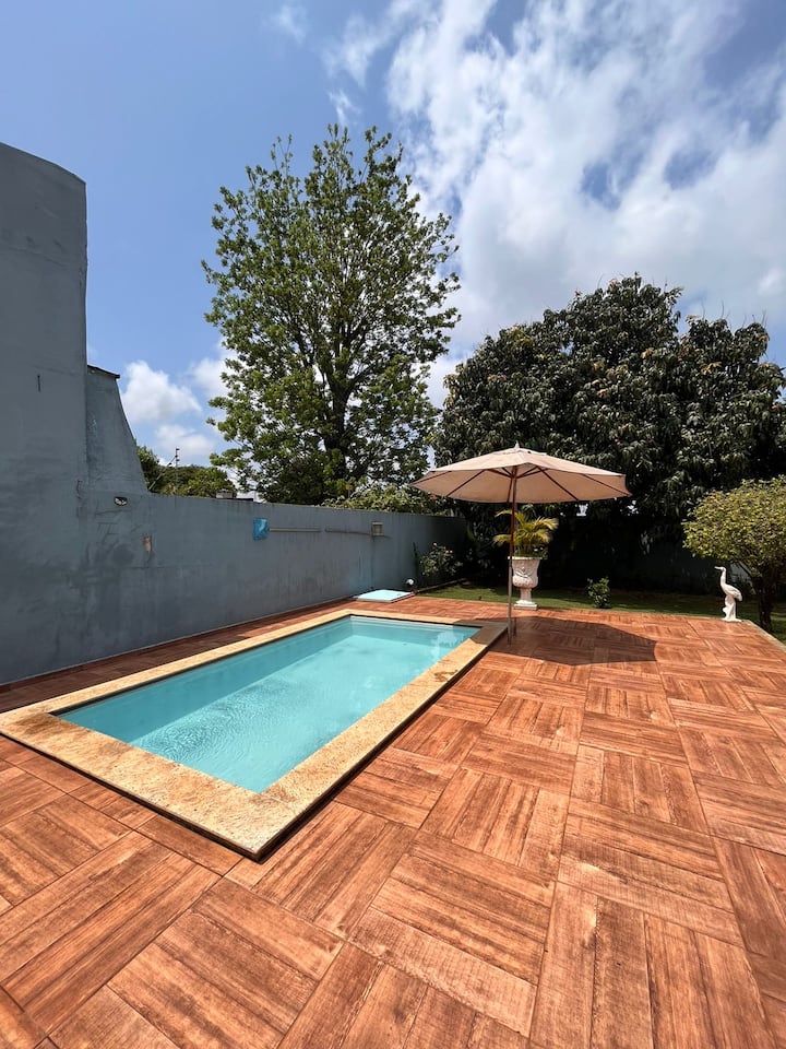 Sobrado Para Show Rural-10 Pessoas - Cascavel