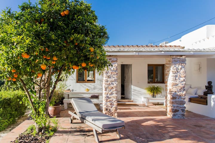 Can Beya Principal House - Santa Eulària des Riu