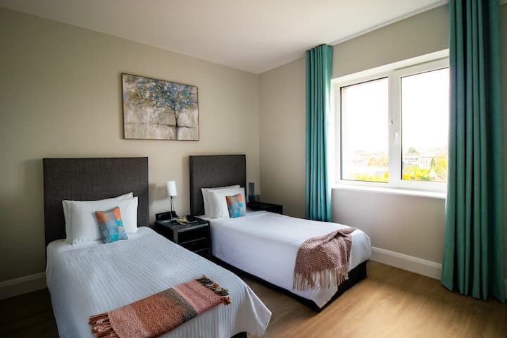 The Oak - Luxurious 1 Bed Apartment - Portlaoise