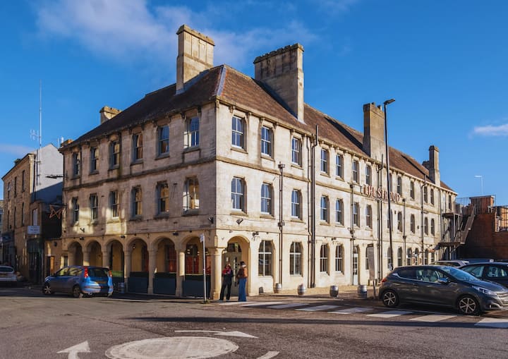 The Stroud Hotel - Stroud