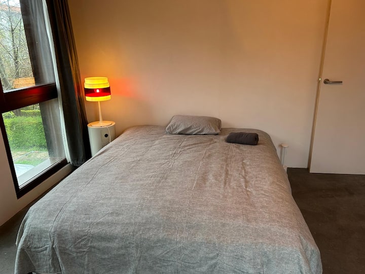 Cosy Circular Apartment In Park - Rotterdam
