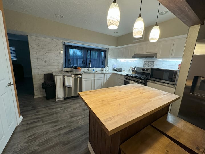 Hideaway On Speedway - Side B! - Lake Arrowhead State Park, Wichita Falls