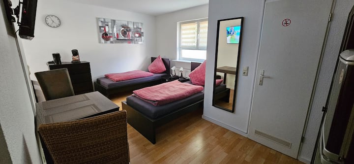 Apartment 03 Für 2 Personen In Bester Wohnlage - Dietzenbach
