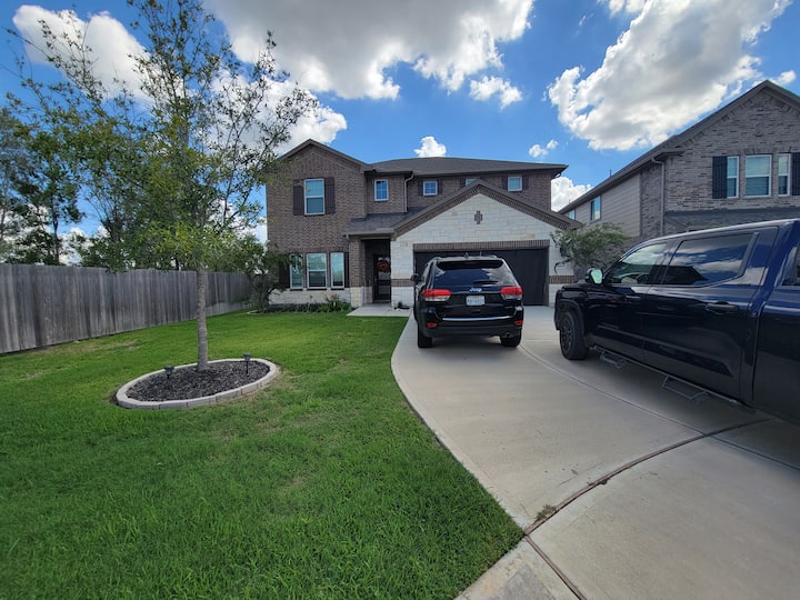 Beautiful Cul-de-sac House. - Missouri City, TX