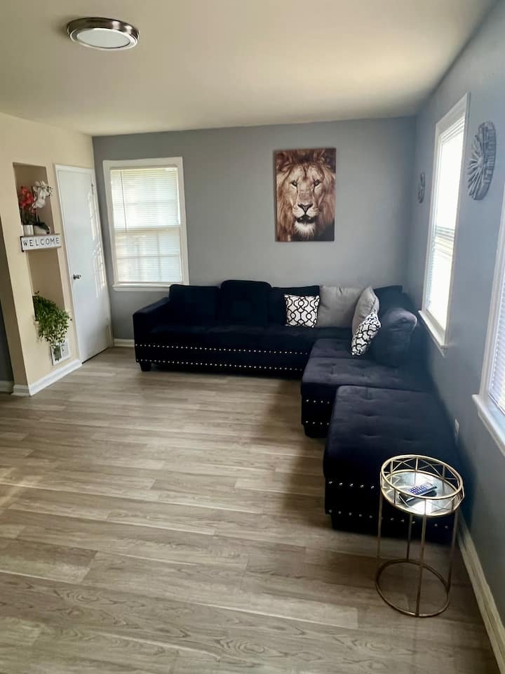 3br/ With Basement Cozy Home - Clinton, MD