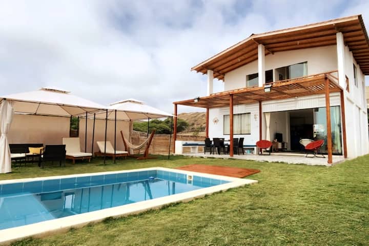 Pakalolo Beach House - Caleta Cruz