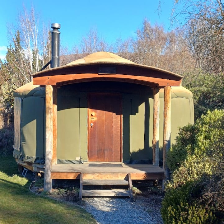 Kowhai Queen Yurt - Wanaka