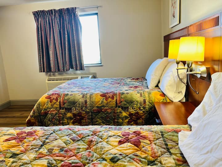 2 Full Beds Accessible Non - Smoking |Rosewood Inn - Union City, TN