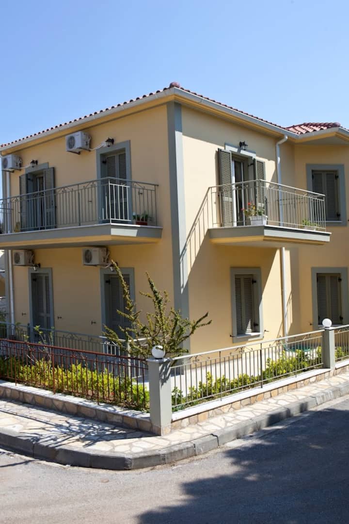 ΓΕΡΑΣΙΜΟΣ - ΚΩΣΤΑΣ 
ΞΕΝΟΔΟΧΕΙΟ - Cephalonia