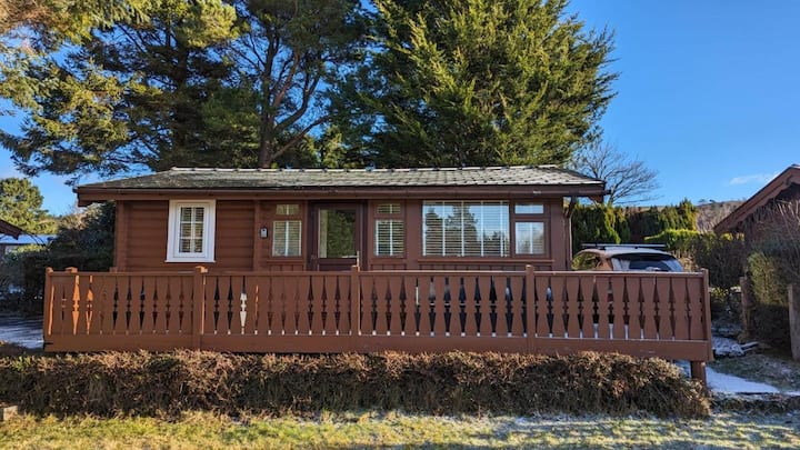 Snowdonia Log Cabin - Penrhyndeudraeth
