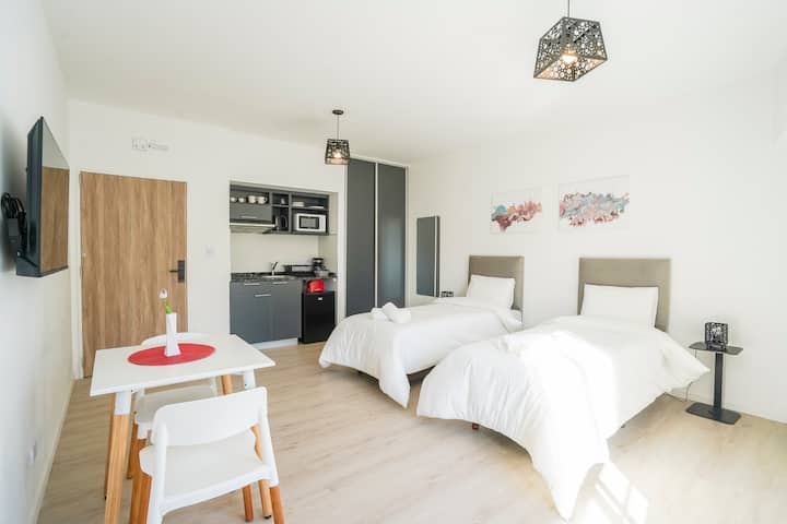 Departamento Moderno Y Luminoso En Zona Turística. - Buenos Aires