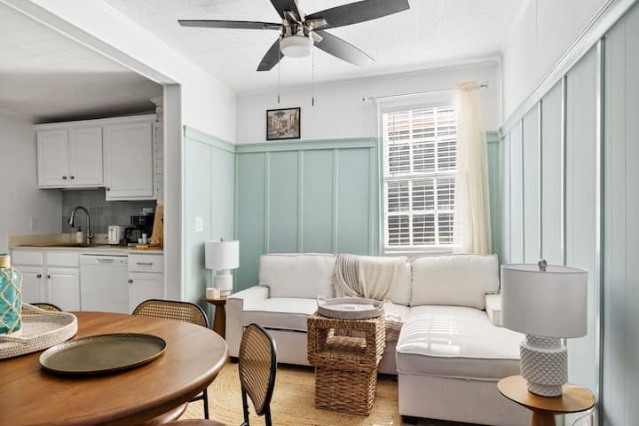 The Sweetgrass Suite - Newly Renovated - Downtown - Charleston, SC