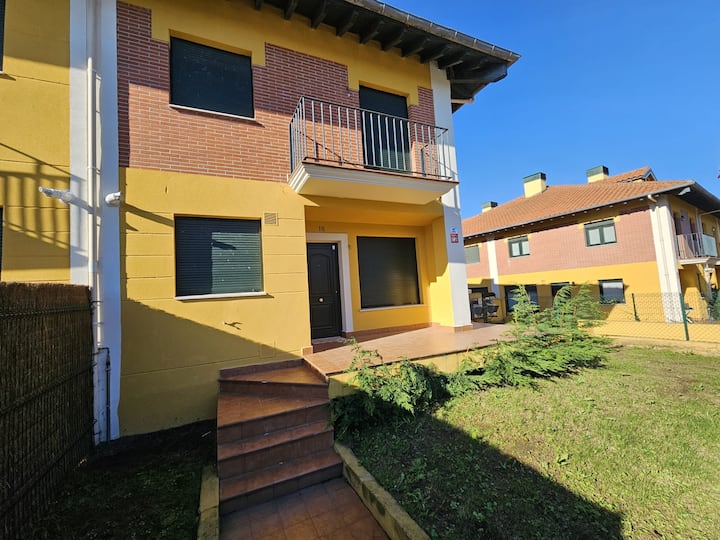 Chalet Familiar En Comillas - Cantabrie