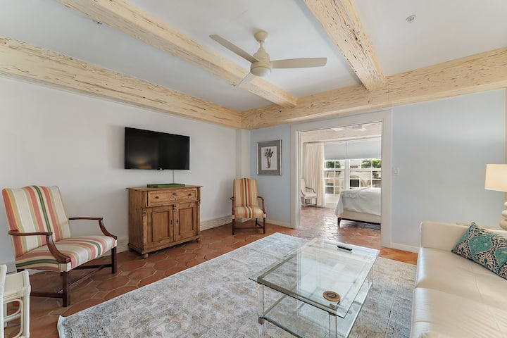 Splendid Palm Beach Island Condo(unit 1109) - Palm Beach, FL