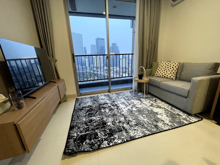 Stylish 2br | Fast Internet | Newton 1 - Sudirman - Jakarta