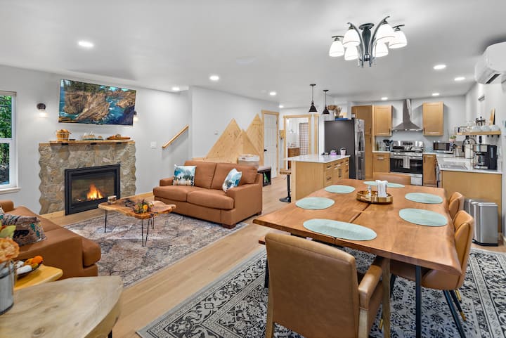 Lux Stay W/ 2 King Suites + Hot Tub, Ev, & Wifi - Ashford, WA