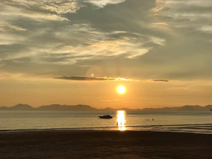 Aonang Beach Just 350 Meters Away. Deluxe Room - Ao Nang