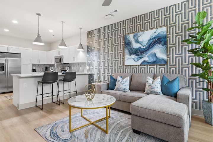 Epic Living 5 Min From Downtown - 롤리