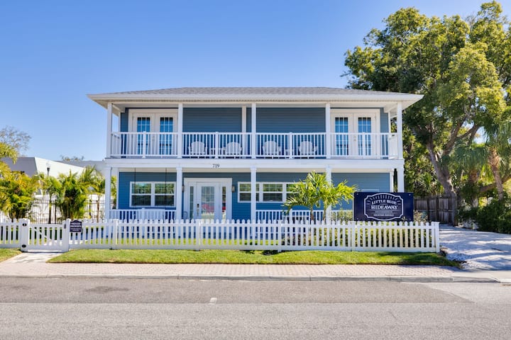 Luxury Dunedin Tiny Home With Pool -"Sunny" - Dunedin, FL