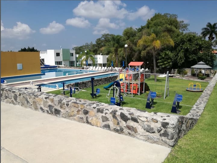 Casa En Condominio Con Alberca, Jardín Y Wifi - Oaxtepec