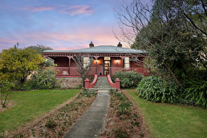 Ryeworth Cottage C1879 - Blue Mountains
