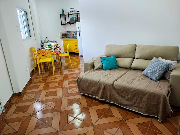 Kitnet Aconchegante E Com Ar Quentinho - Campo Grande