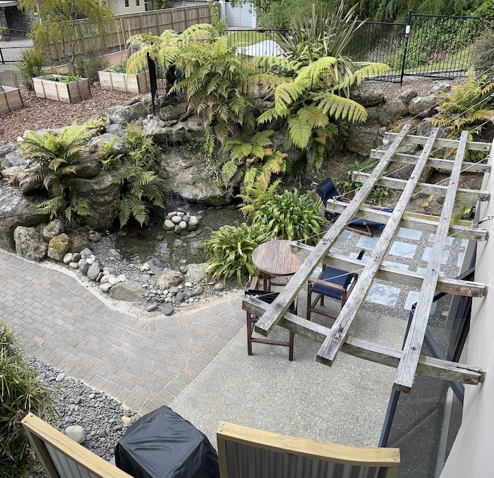 Private Perfection - Falling Water Luxury Retreat - Rotorua