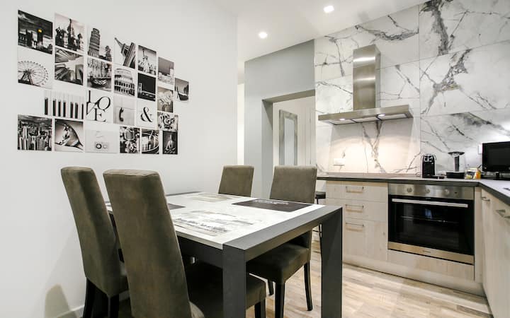Borgo Palazzo Suites [Bgy-netflix-a/c] - Bergamo