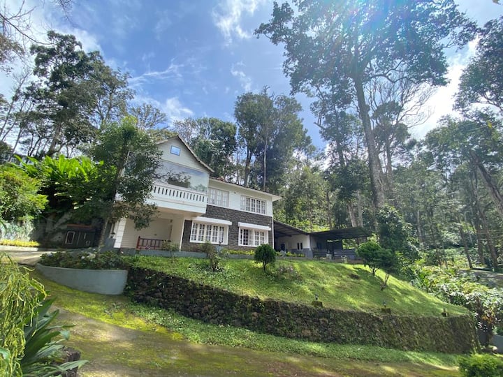 Cloud 9 Villa - Munnar