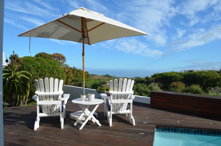 Sanderling Beach House - Grotto Bay